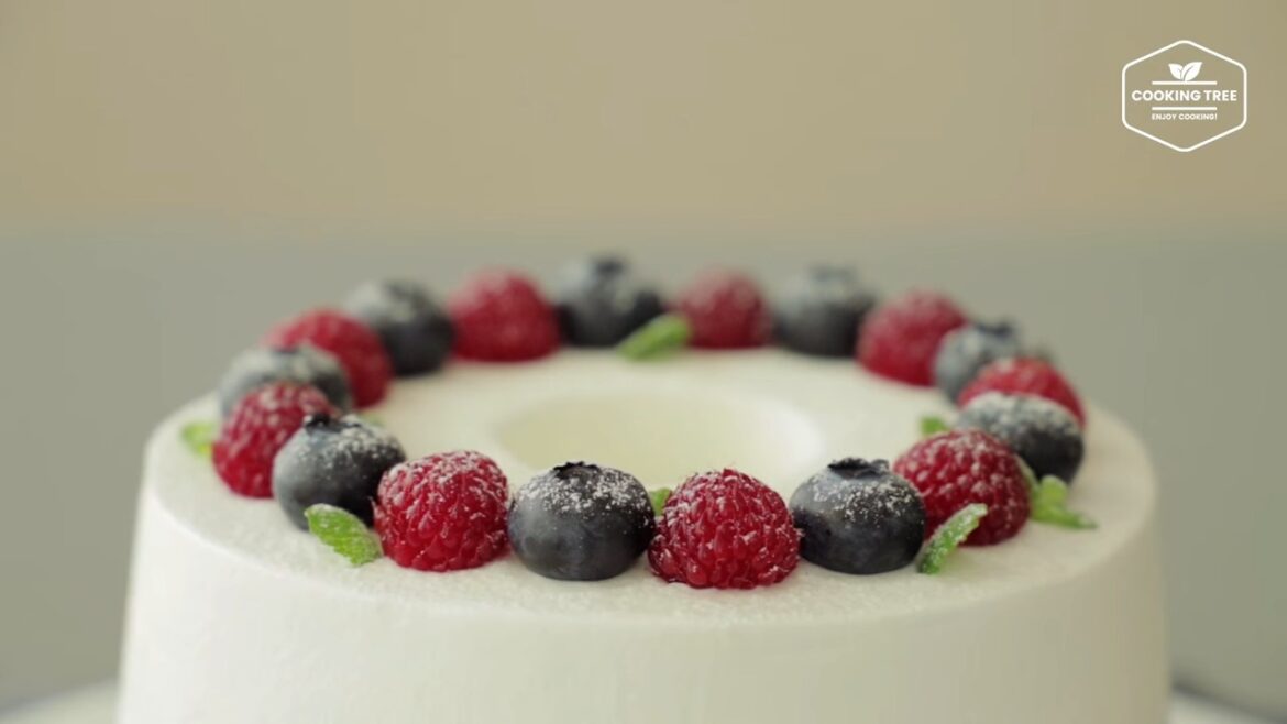 Raspberry chiffon cake Recipe