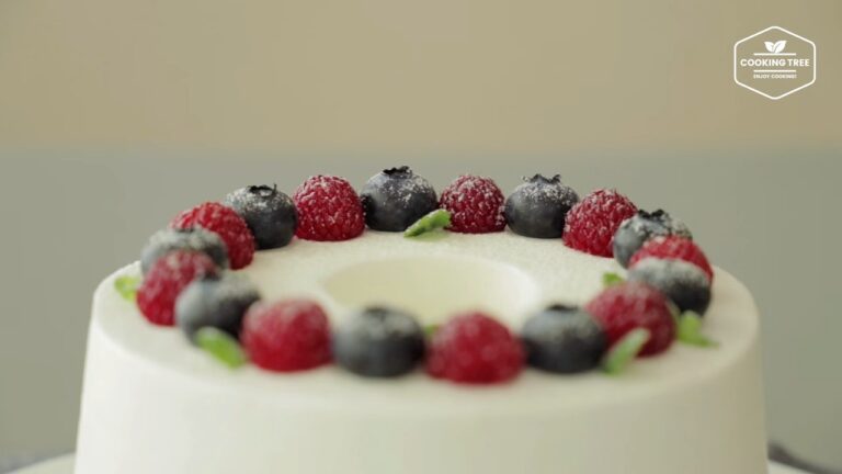 Raspberry chiffon cake Recipe