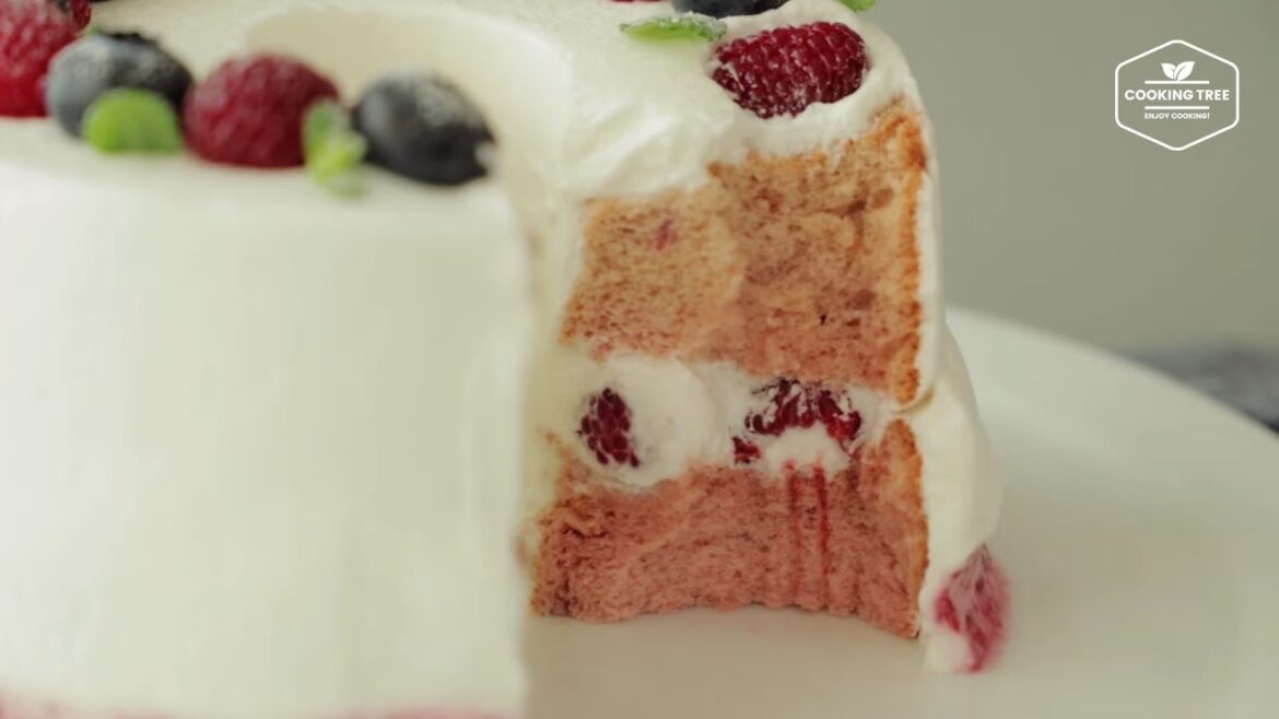 Raspberry chiffon cake Recipe
