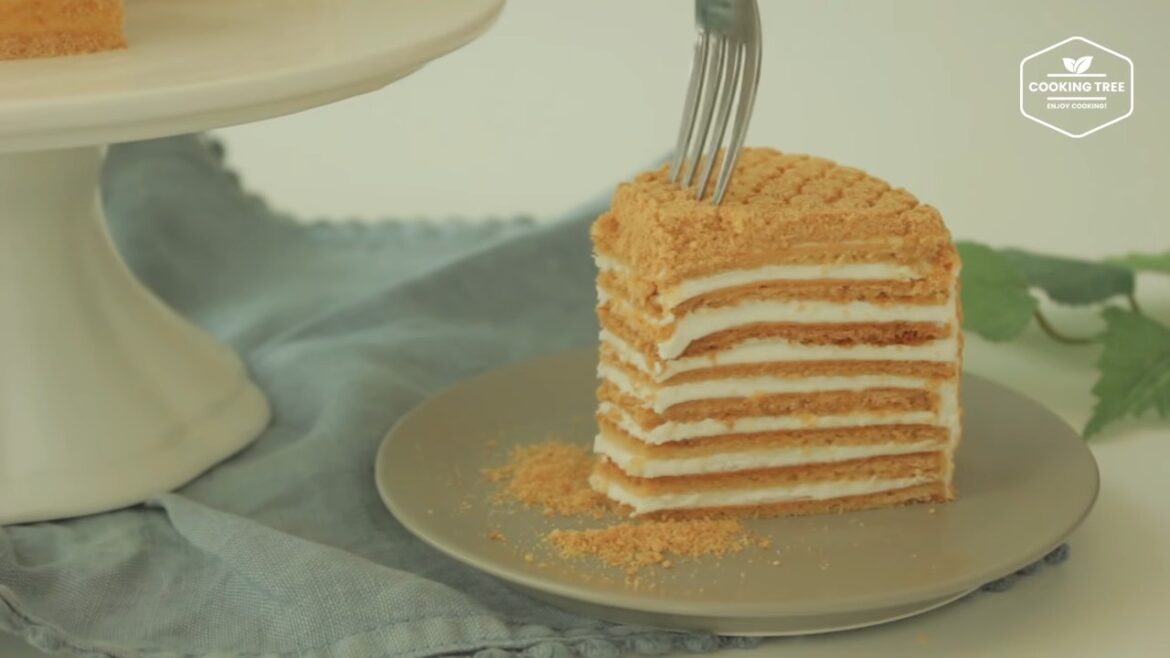Russian Honey Cake (Medovik) Recipe