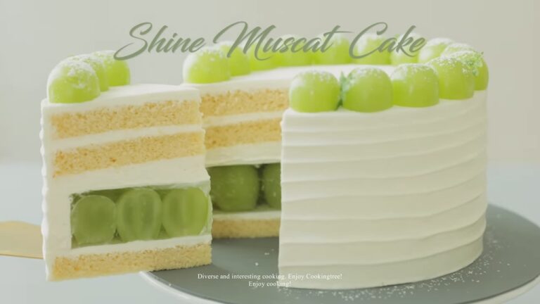 Shine Muscat (Green Grape) Cake Recipe - Cooking Tree
