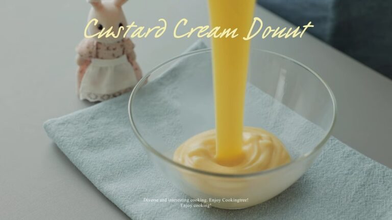 Soft and Fluffy Custard Cream Donuts Recipe - Cooking Tree