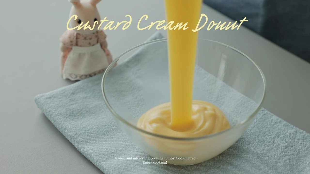 Soft and Fluffy Custard Cream Donuts Recipe - Cooking Tree