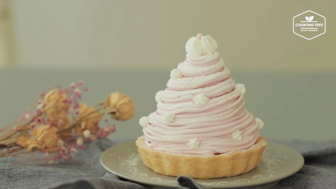 Strawberry mont blanc tart Recipe