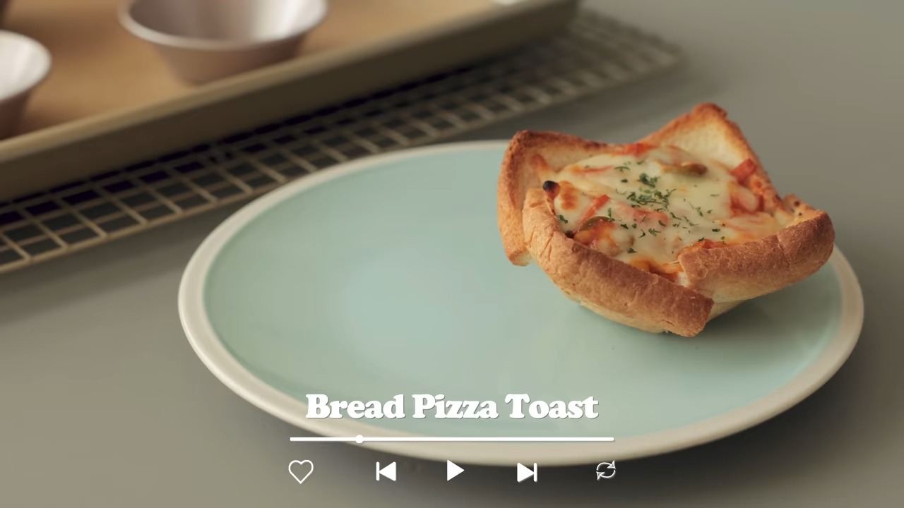 Bread Pizza Toast Recipe - Cooking Tree