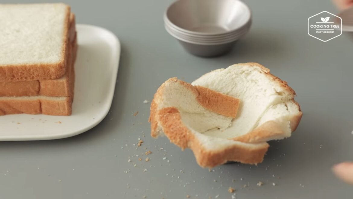 Bread Pizza Toast Recipe - Cooking Tree