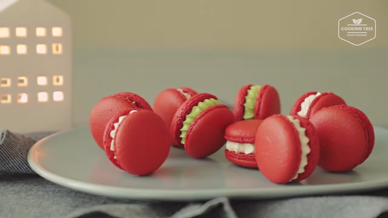 Christmas Cream Cheese Macaron Recipe
