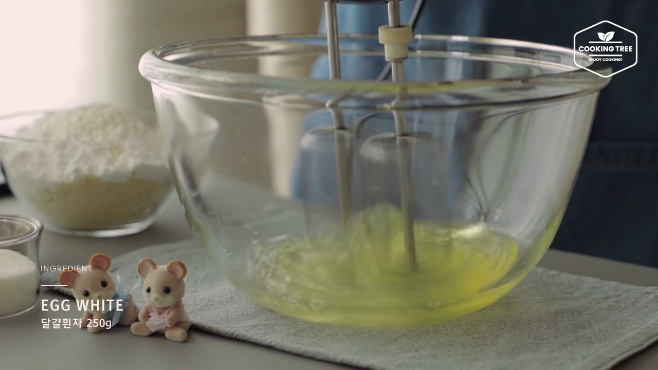 Daquoise Cake Recipe