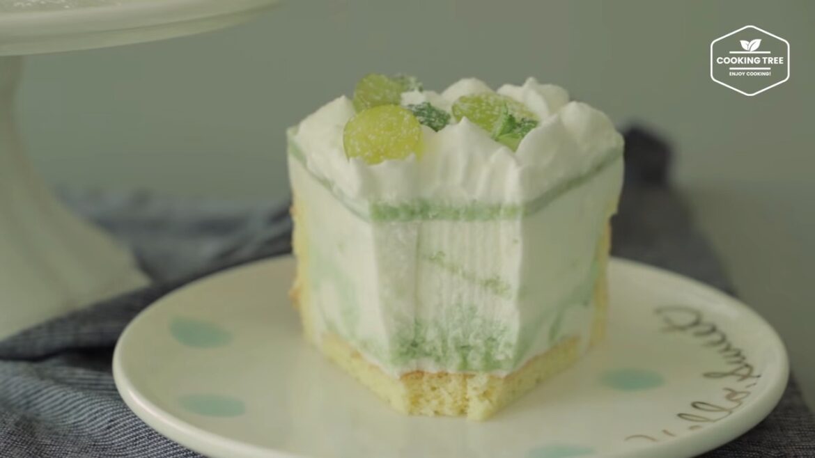 Green grape Charlotte Cake Recipe