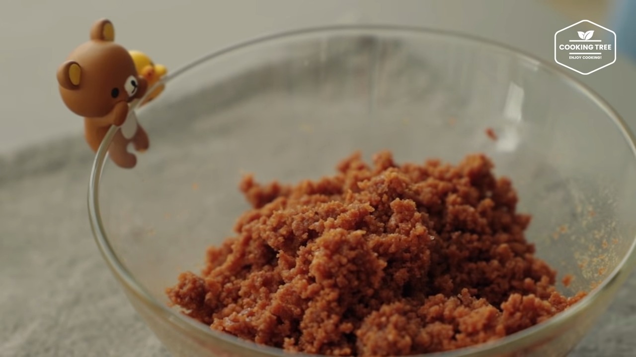 Lotus Biscoff Crumble Cheesecake Recipe