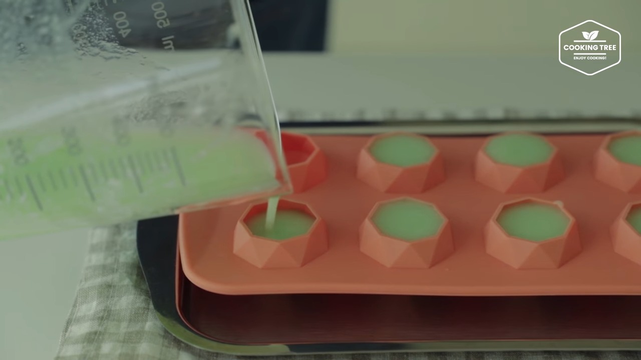 Melon mousse cake Recipe