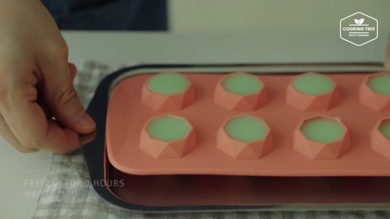 Melon mousse cake Recipe