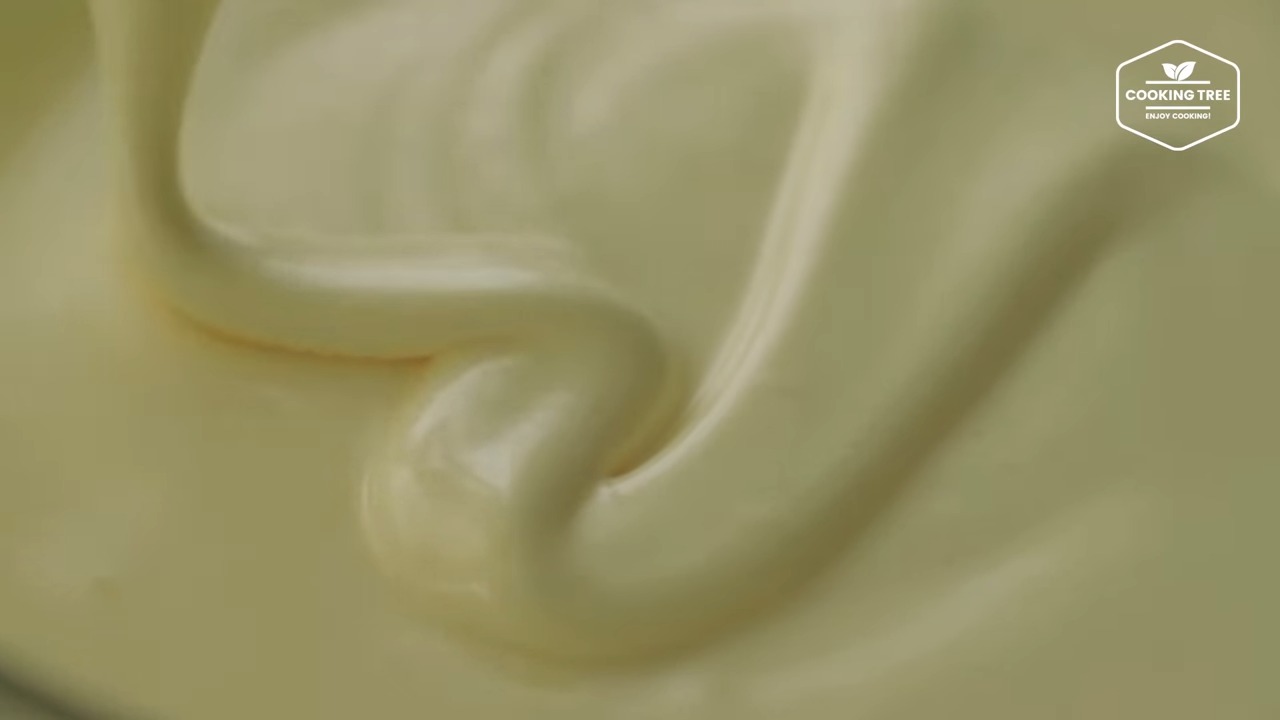 Pastel Meringue Cookies Cake Recipe