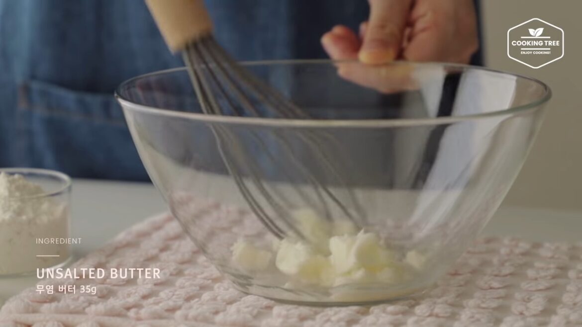 Peach Cookie Choux (Cream puff) Recipe