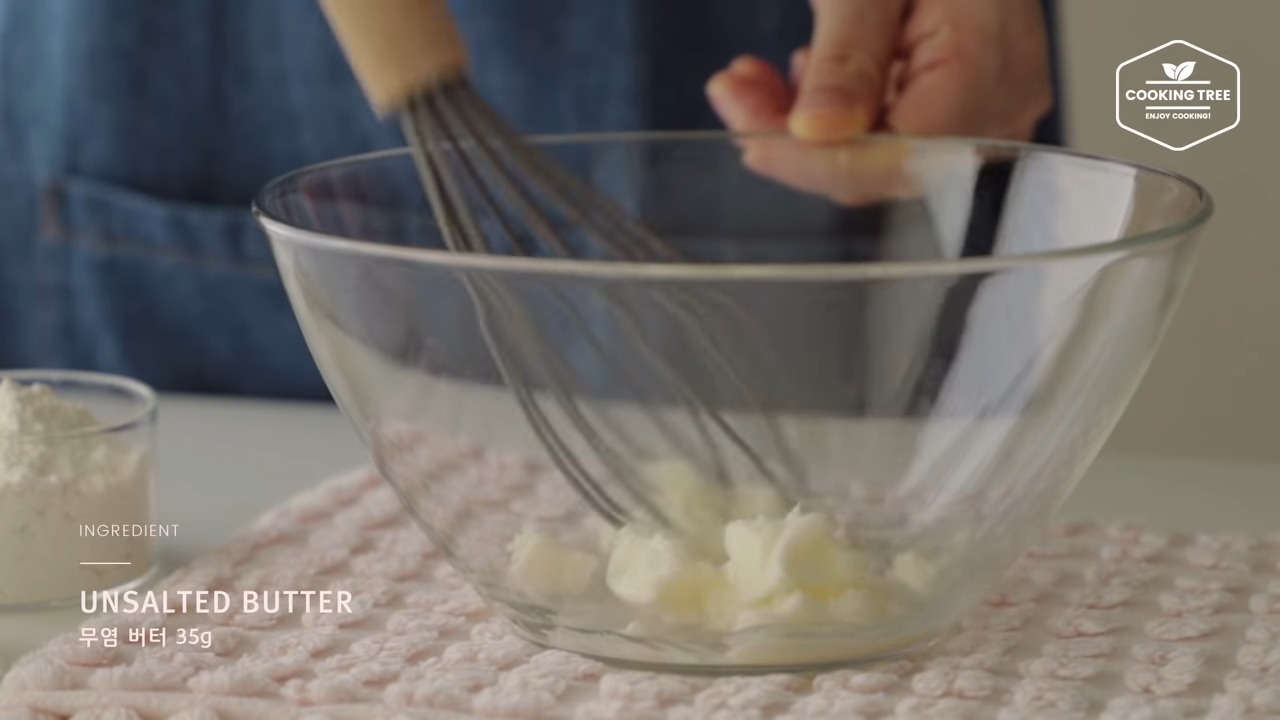 Peach Cookie Choux (Cream puff) Recipe