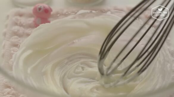 Peach Cookie Choux (Cream puff) Recipe