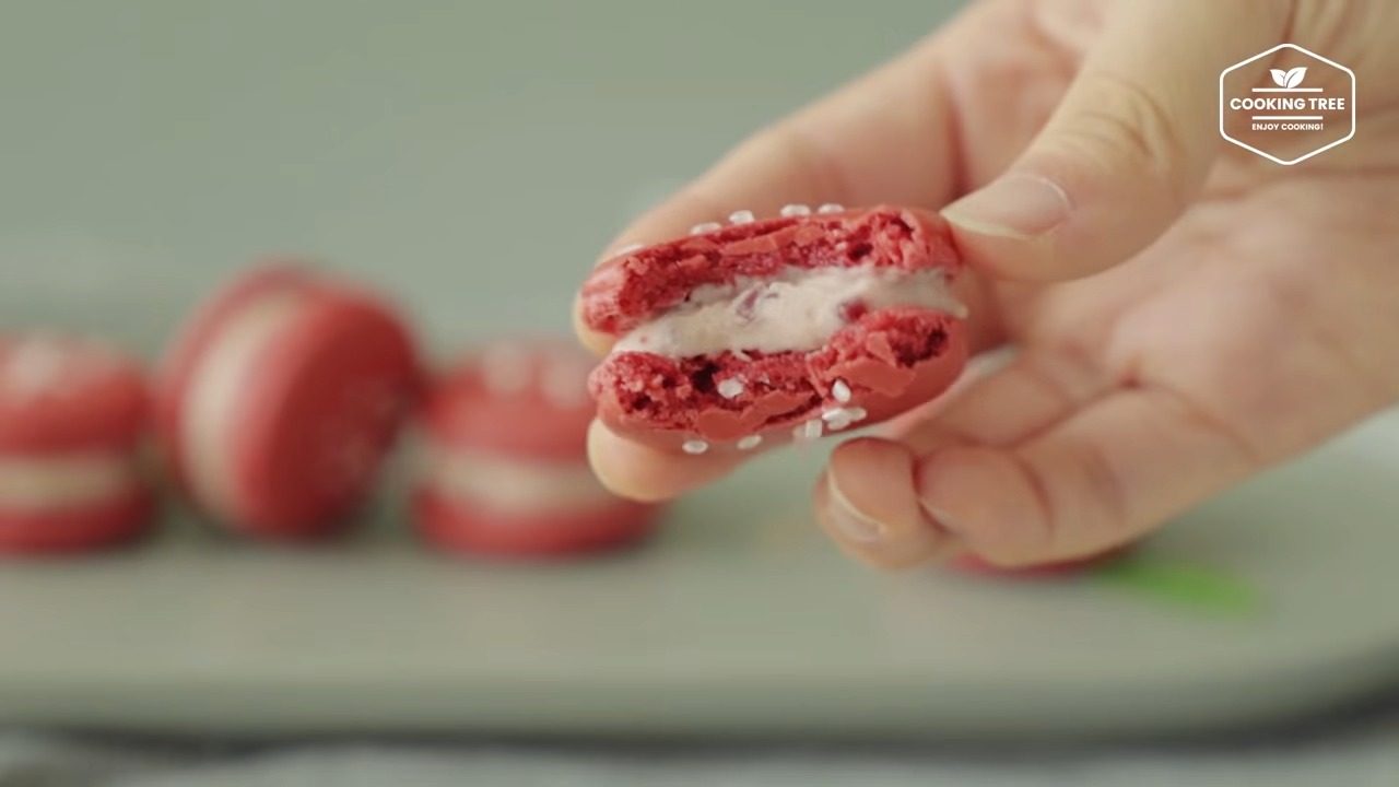 Raspberry Macaron Recipe