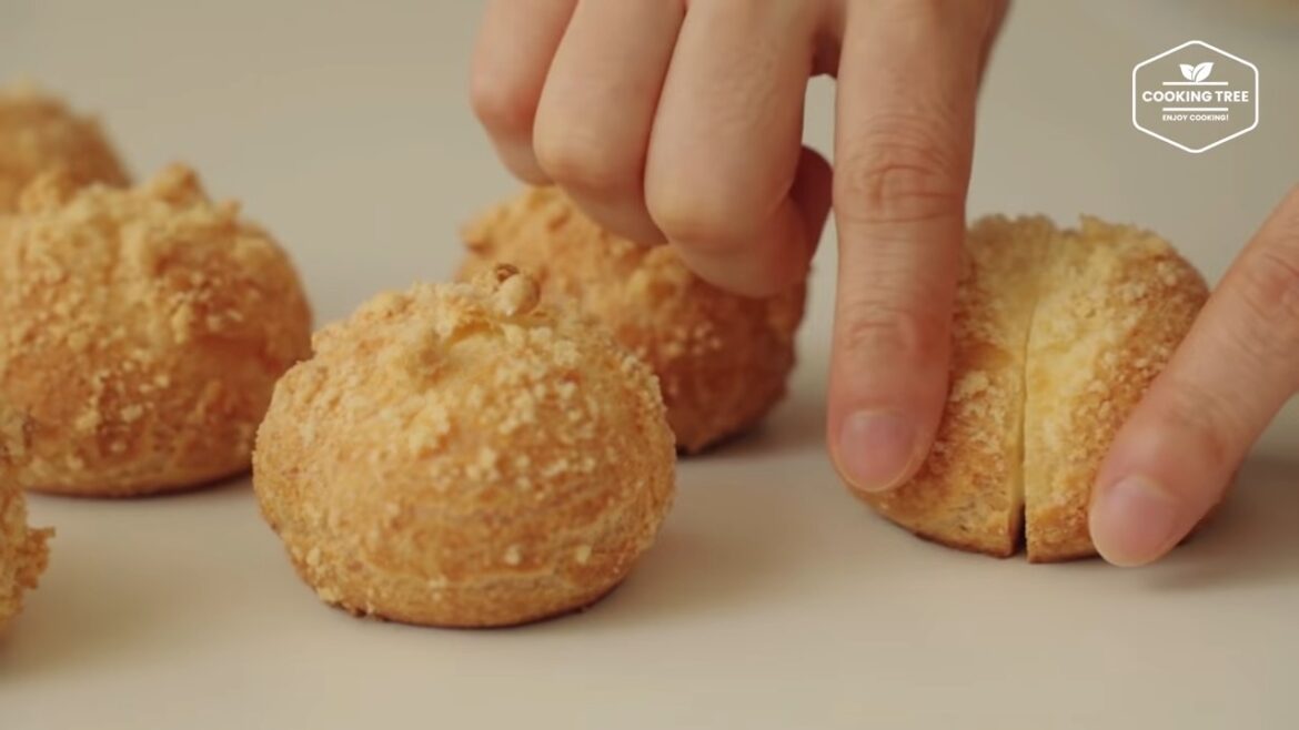 Crumble Cream puff (Choux) Recipe