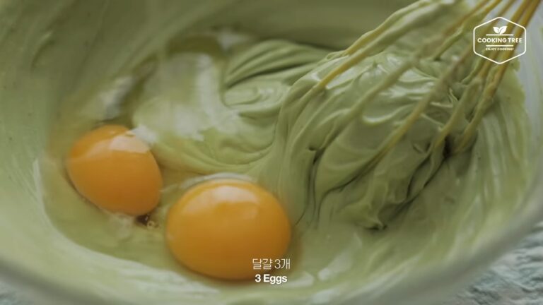 Green Tea (Matcha) Basque Cheesecake Recipe