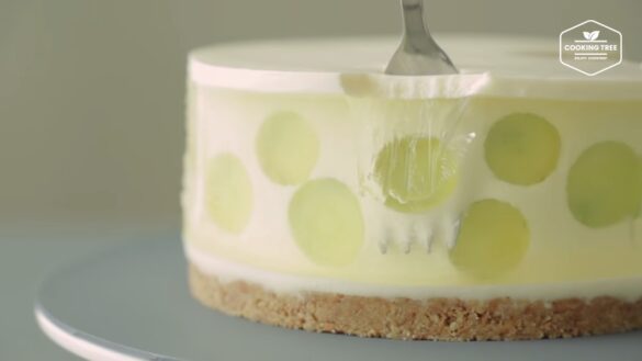 No-Bake See through Green Grape Cheesecake Recipe