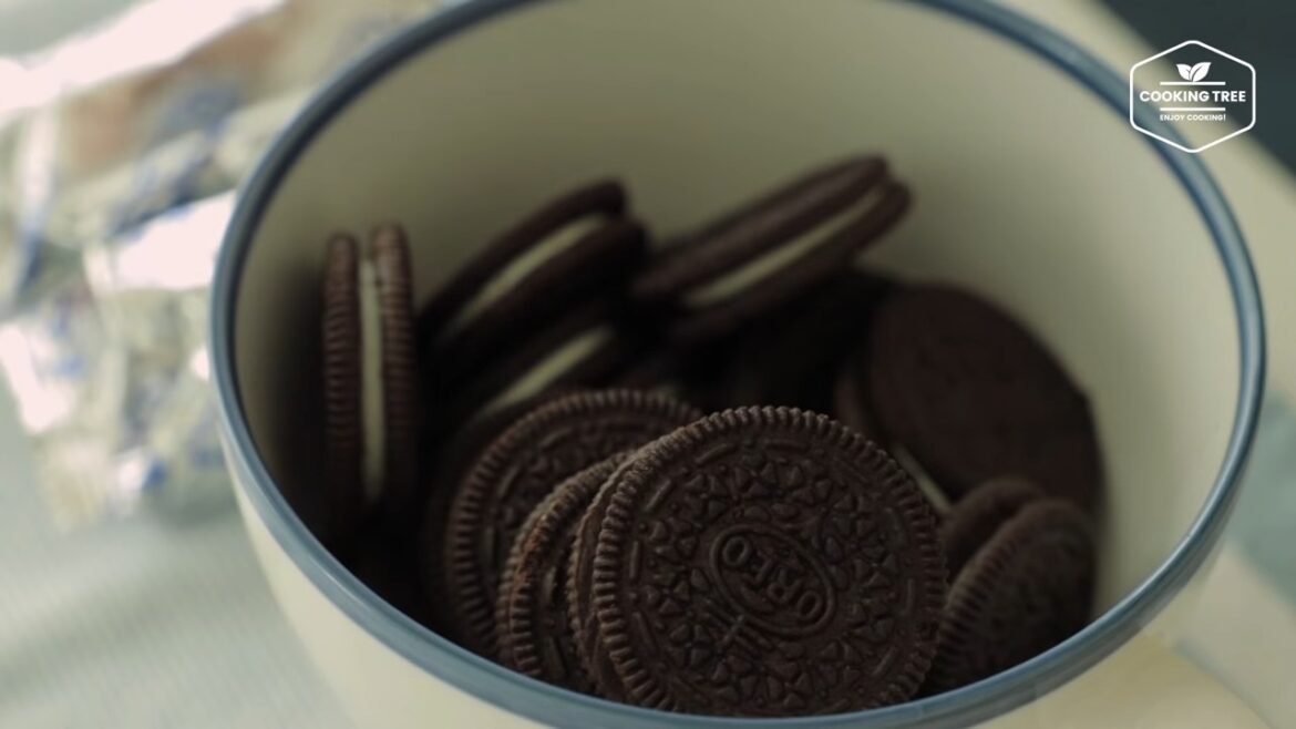 No-Gelatin & No-Bake Oreo Chocolate Mousse Cake