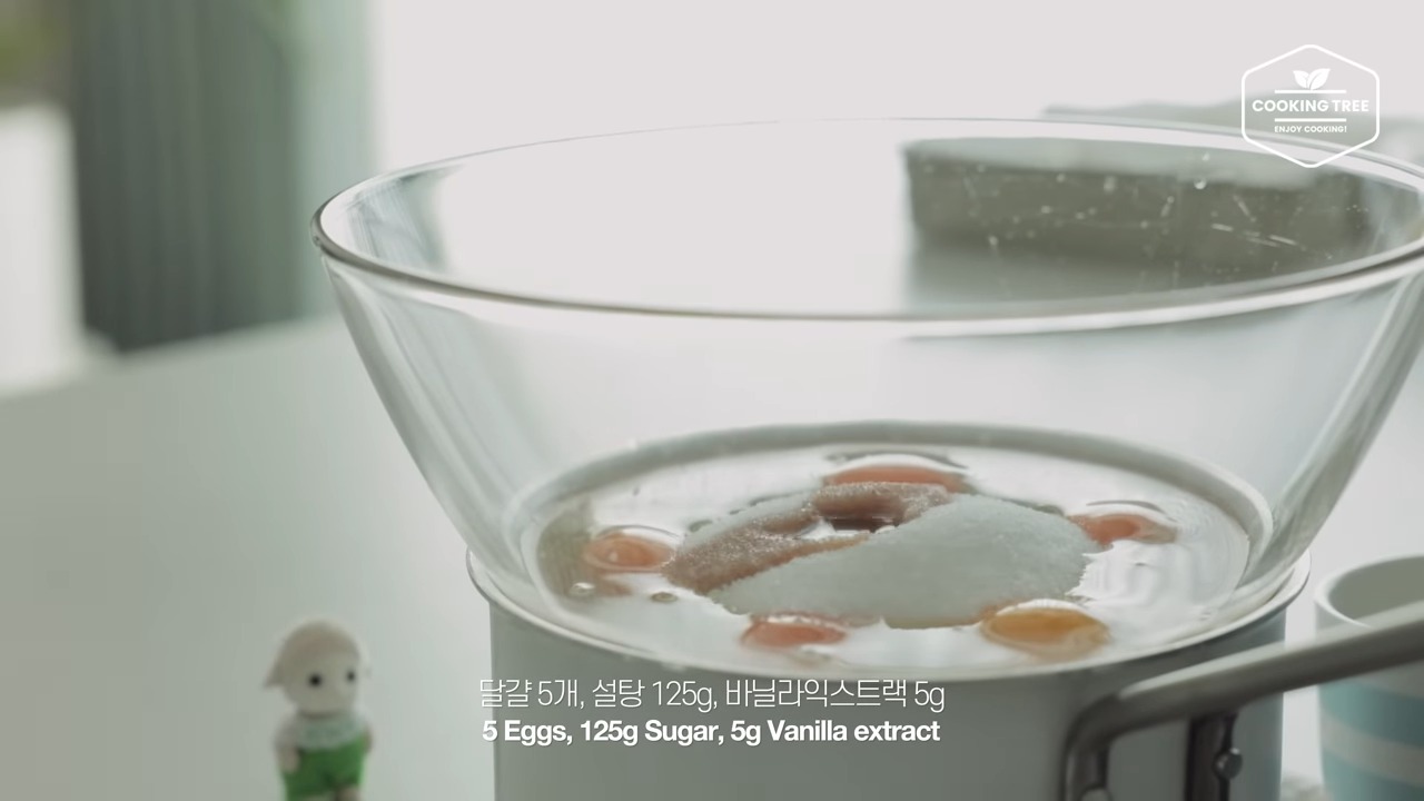 Mini Cake filled with Cream Recipe