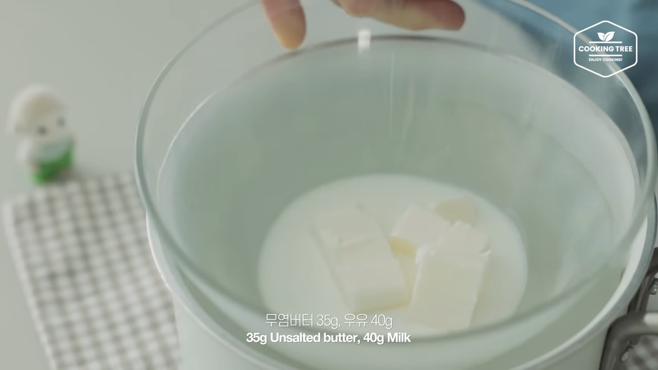 Mini Cake filled with Cream Recipe