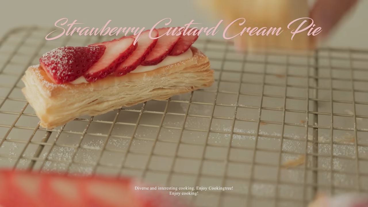 Strawberry Custard Cream Pie