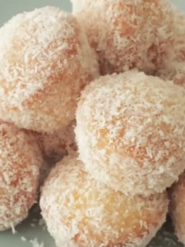 Sour cream Pound Cake Recipe - Cooking Tree