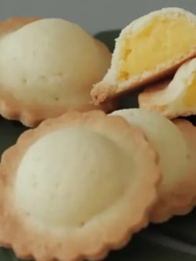 Custard Cream Cookies Recipe - Cooking Tree