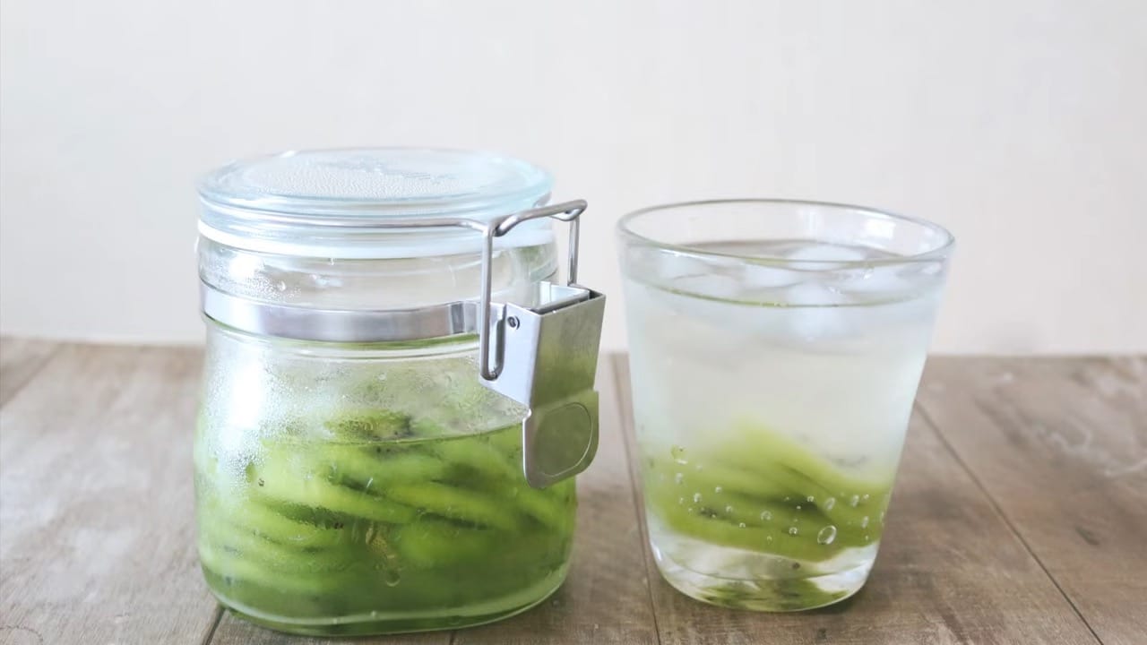 How to Make Grapefruit and kiwi Tea