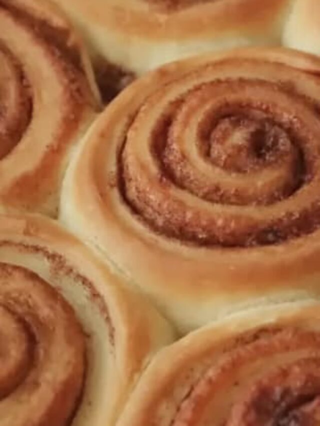 Cinnamon Roll Recipe | Cooking Tree